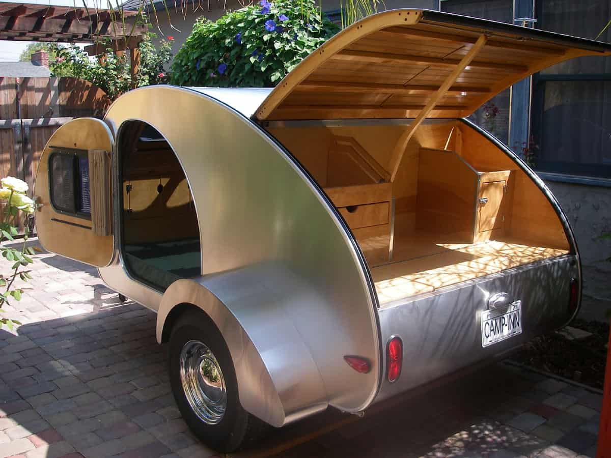 Small RV Choices, From Motorhomes to Travel Trailers and Beyond